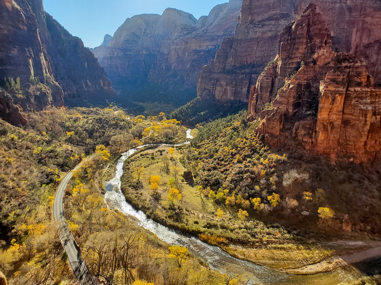 Man dies after rappelling incident in Pine Creek Canyon at Zion ...